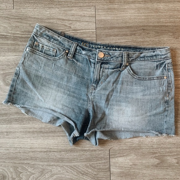 LC Lauren Conrad | Shorts | Lc Lauren Conrad Mid Rise Denim Jean Short ...